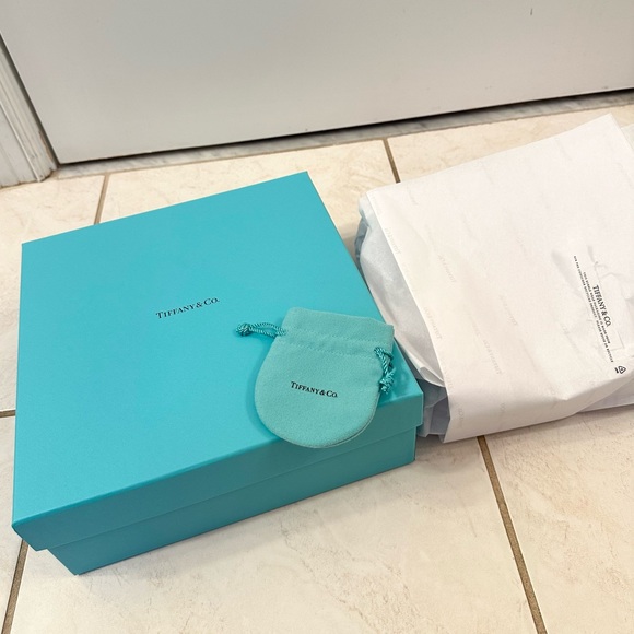 Tiffany & Co. | Other | Tiffany Co Empty Box Tiffany Co Jewelry Pouch ...
